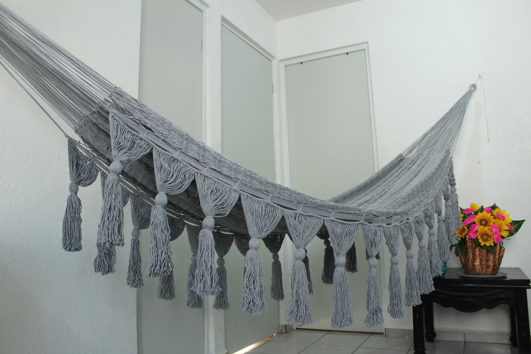 Hamaca De Algodón Artesanal Con Esferas Color Gris – hamacas vinalay