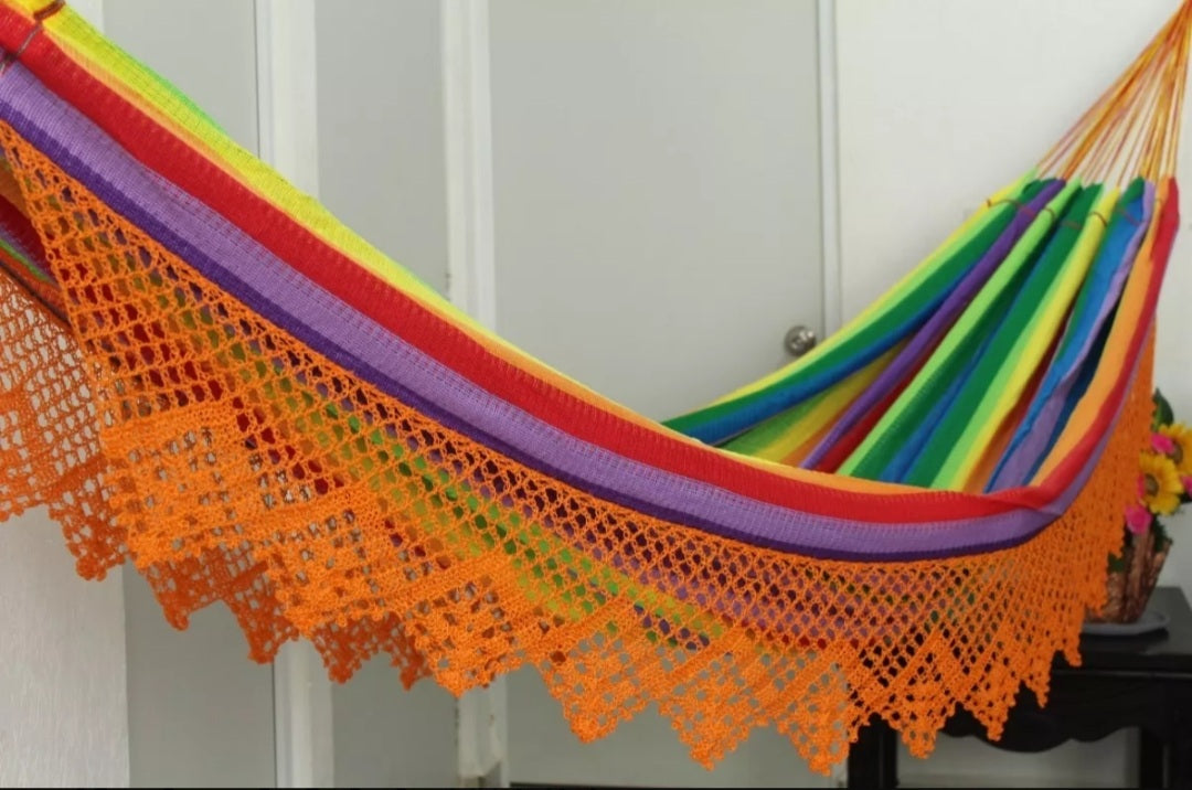 Hamaca Yucateca De Tela King Size Con Orilla Tejida Modelo Arcoiris ...